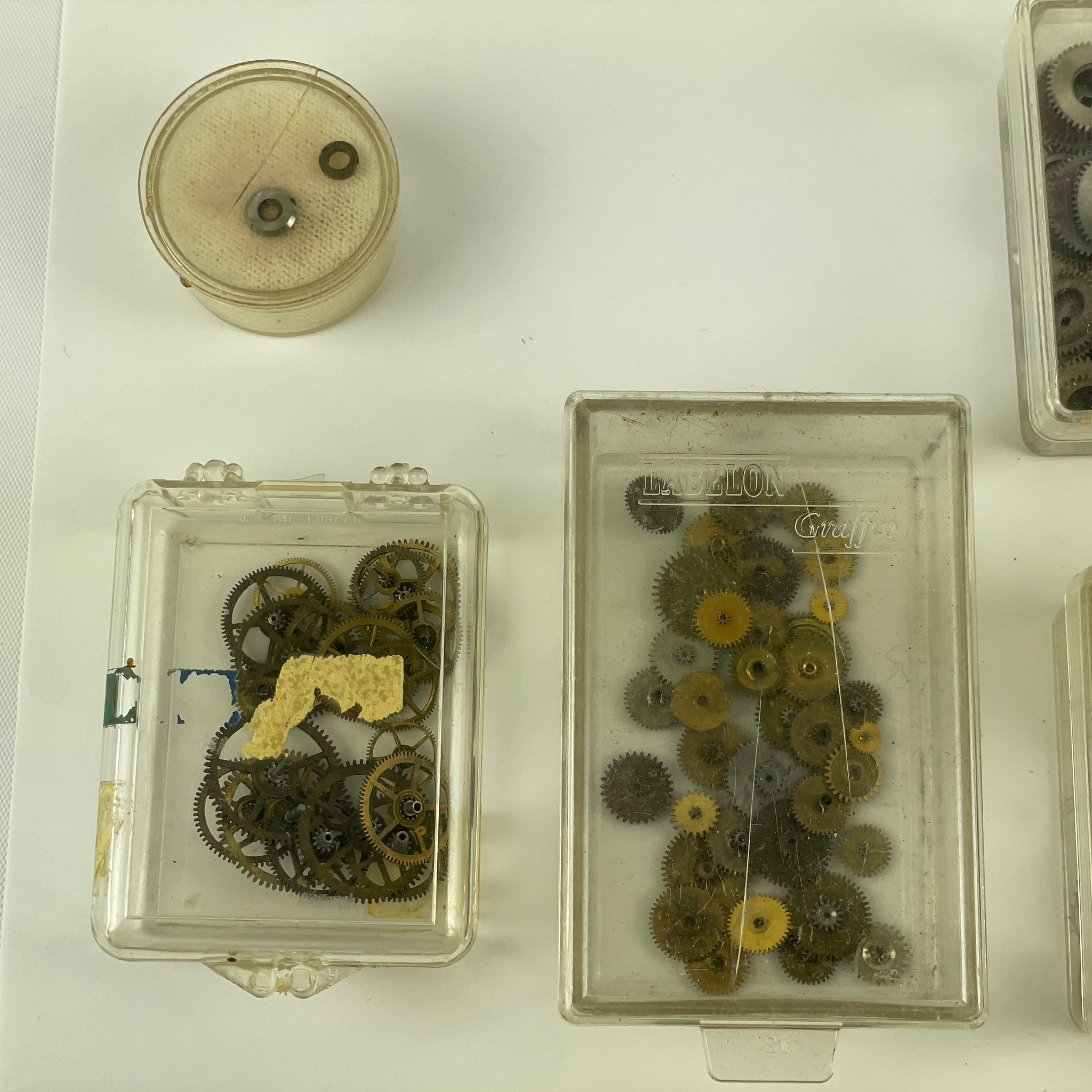 Jan Lot 27- Watchmaker’s Selection of American Pocket Watch Parts ...